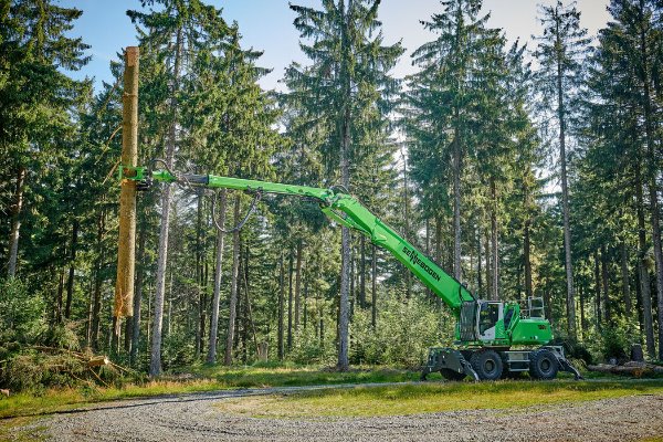 Sennebogen 738E | Timber Handling | Sennebogen | Products & Services ...
